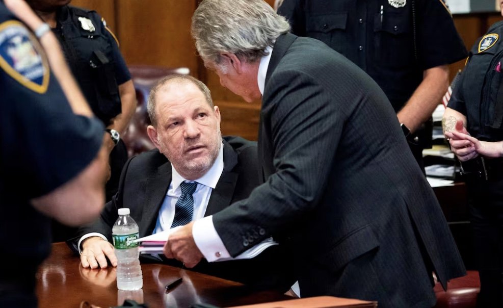 Anulan condena de Harvey Weinstein en Nueva York